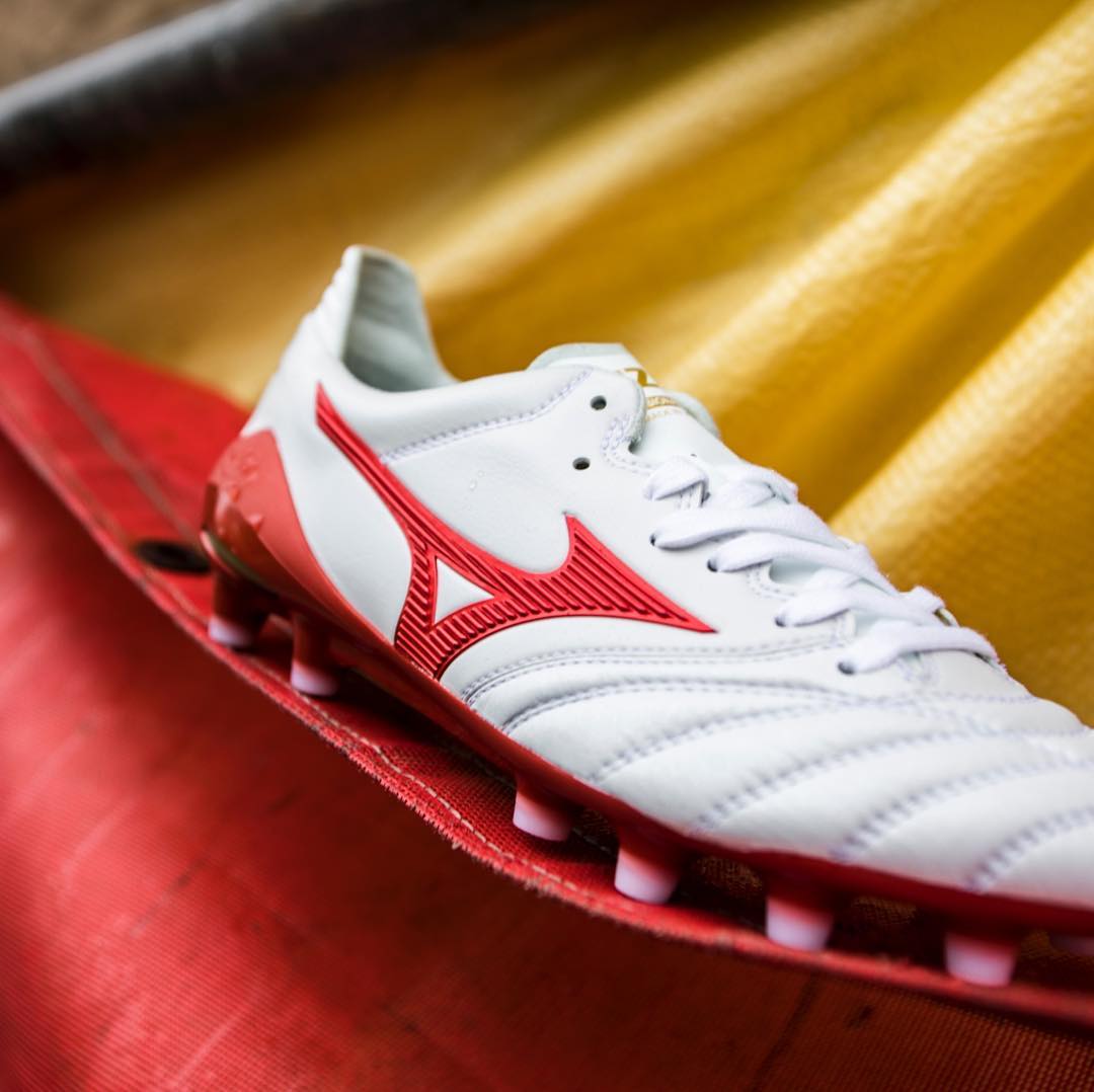 Mizuno Morelia Neo II F9T 专属限量足球鞋 - 足球鞋美图_实拍图片 - 足球鞋足球装备门户_ENJOYZ足球装备网