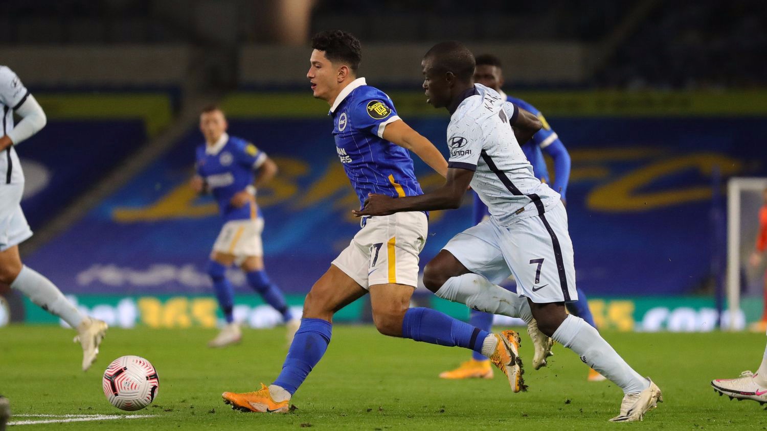 SnickersUK.com成为布莱顿球衣衣袖广告赞助商 - 球衣视点 - 足球鞋足球装备门户_ENJOYZ足球装备网