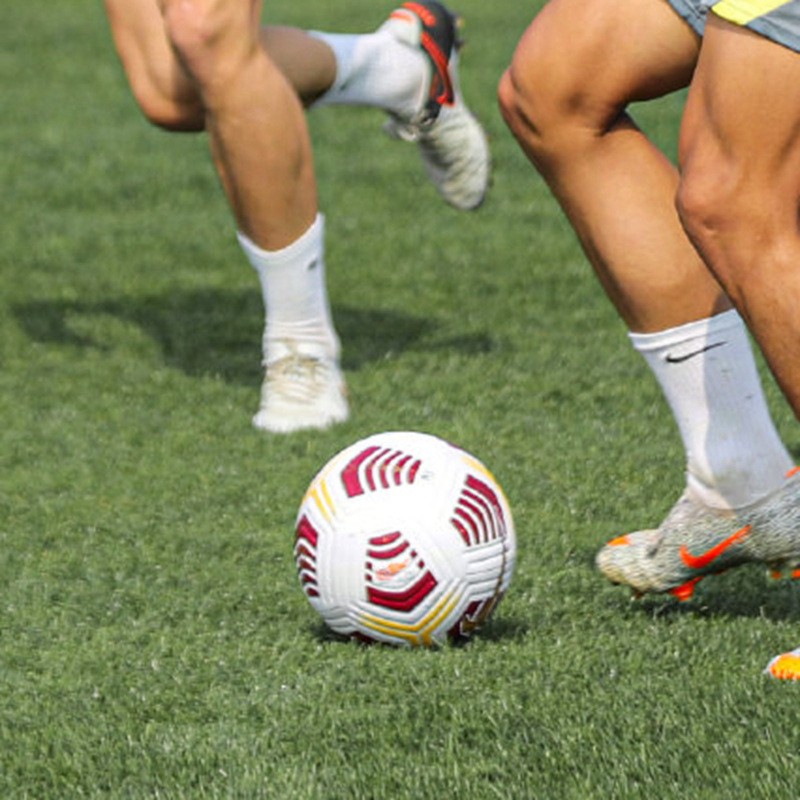 买新不买旧 买足球就选它们 - 足球鞋价格_导购 - 足球鞋足球装备门户_ENJOYZ足球装备网