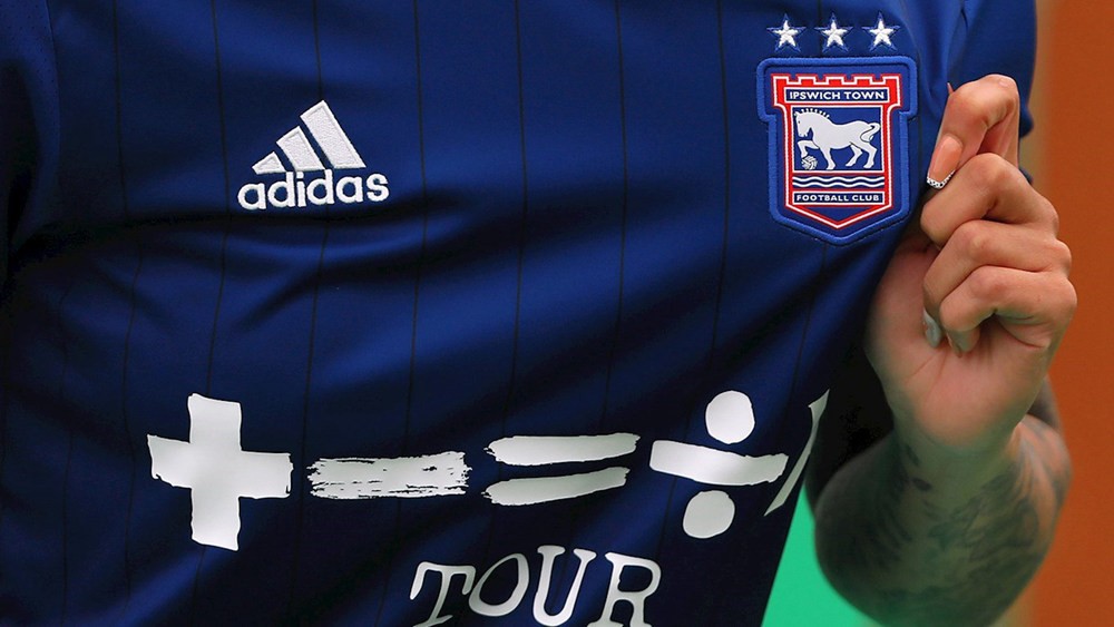 伊普斯维奇城2021/22赛季主场球衣发布 - 球衣 - 足球鞋足球装备门户_ENJOYZ足球装备网