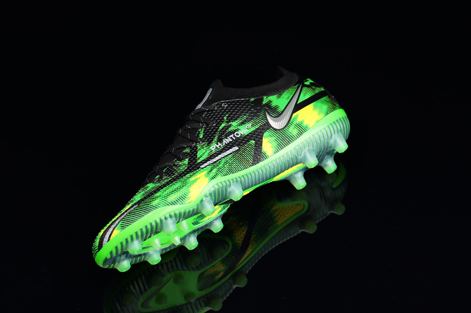 Nike Phantom GT 2 Elite AG “Shockwave”足球鞋 - 足球鞋美图_实拍图片 - 足球鞋足球装备门户 ...