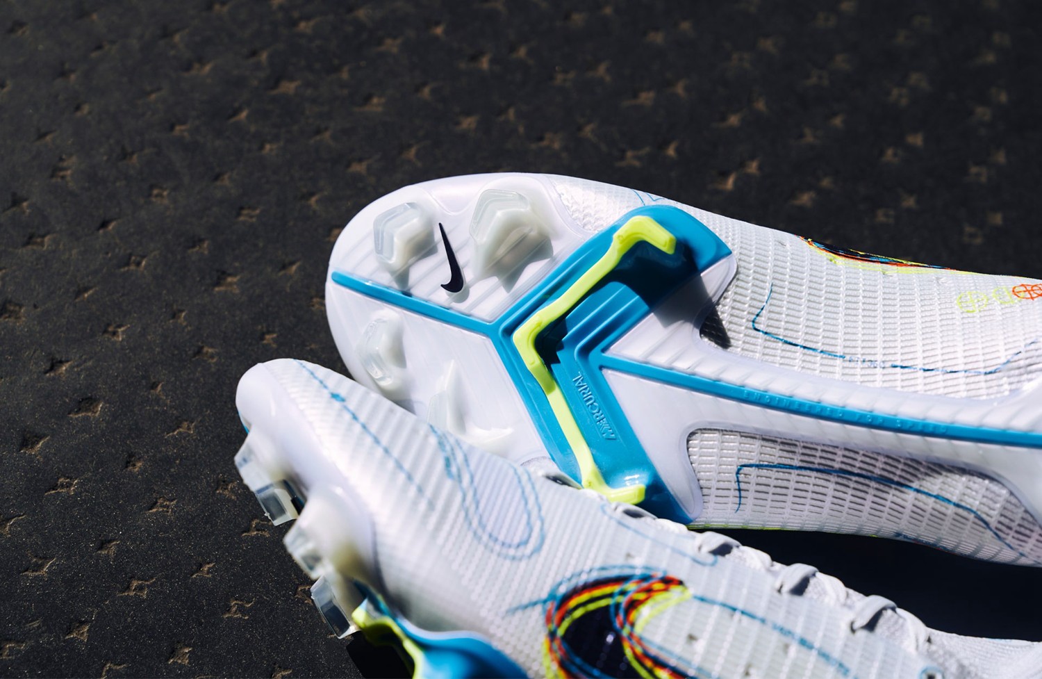 耐克发布“Progress Pack”足球鞋套装 - 球鞋 - 足球鞋足球装备门户_ENJOYZ足球装备网