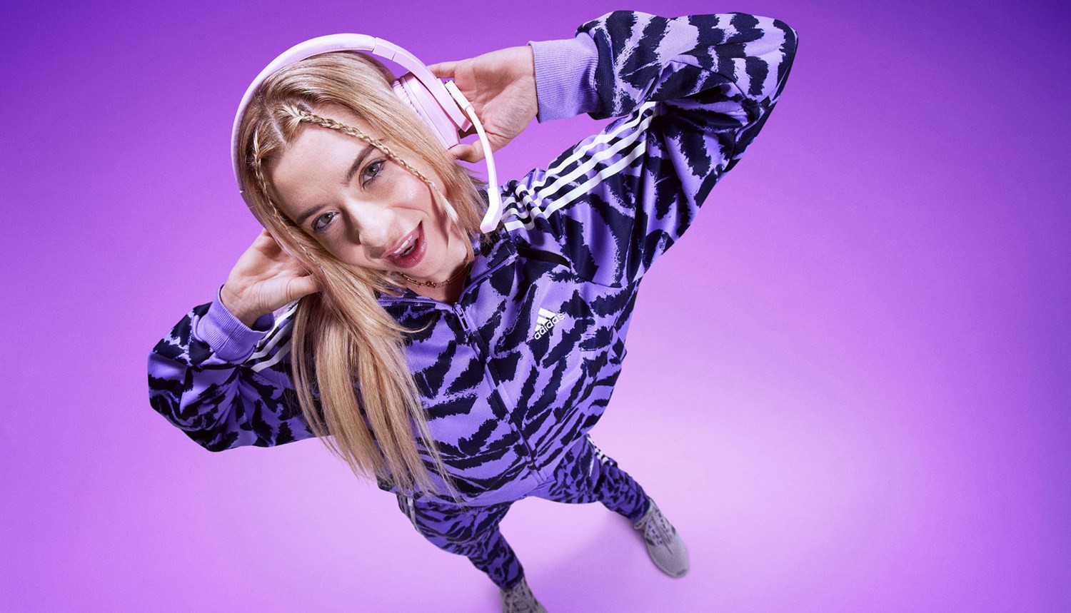 阿迪达斯推出全新adidas Sportswear系列 - 球衣 - 足球鞋足球装备门户_ENJOYZ足球装备网