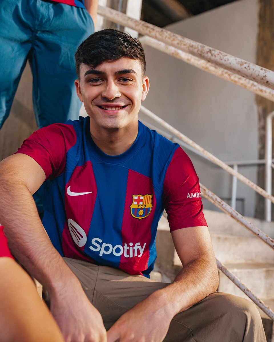 耐克发布巴塞罗那2023/24赛季主场球衣 - 球衣 - 足球鞋足球装备门户_ENJOYZ足球装备网