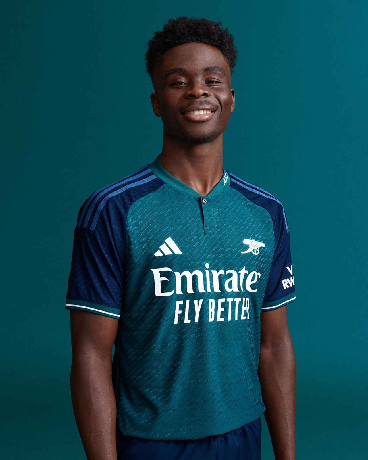 阿森纳推出2023/24赛季第二客场球衣 - 球衣 - 足球鞋足球装备门户_ENJOYZ足球装备网