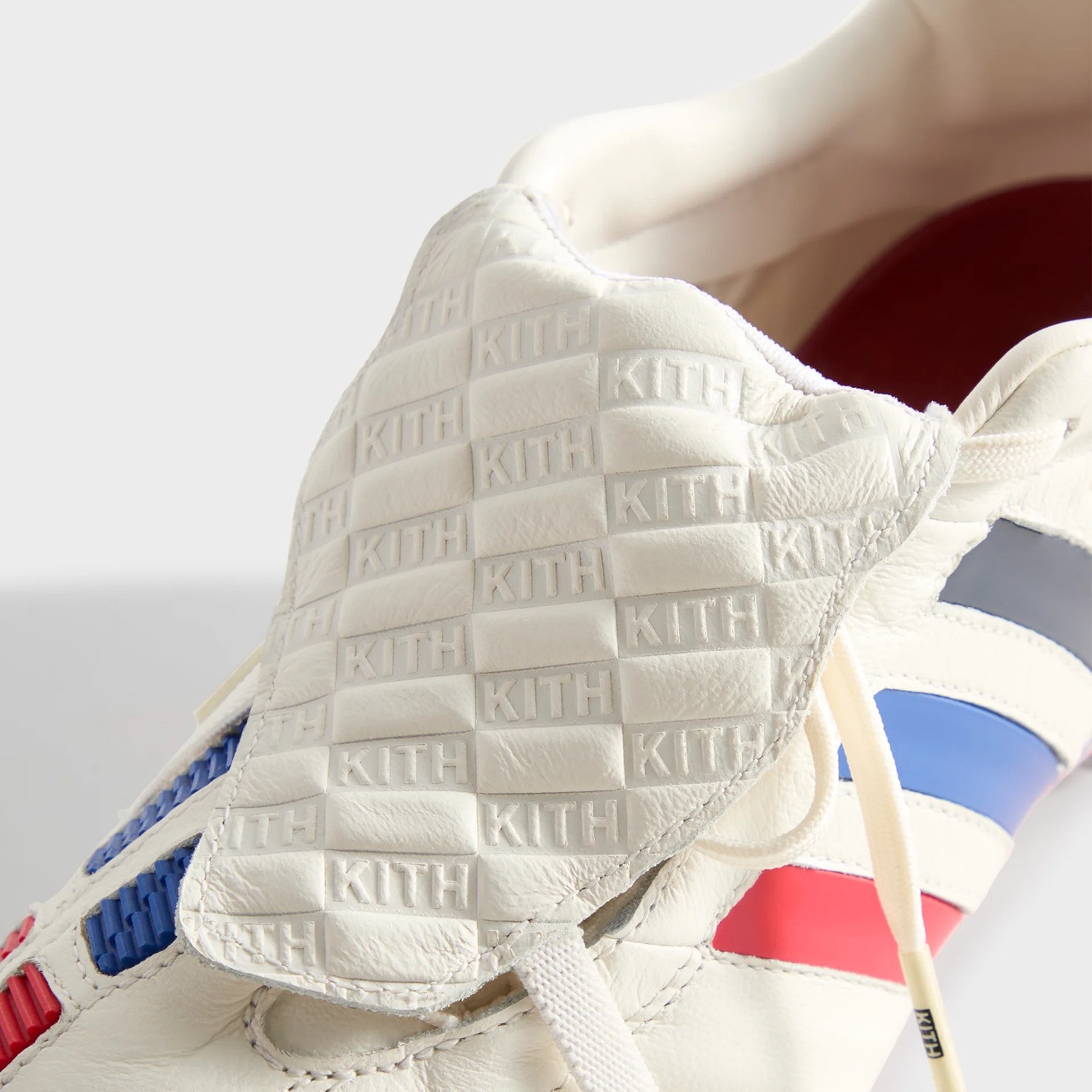 近观！KITH x adidas Predator Mania MIG - 球鞋 - 足球鞋足球装备门户_ENJOYZ足球装备网