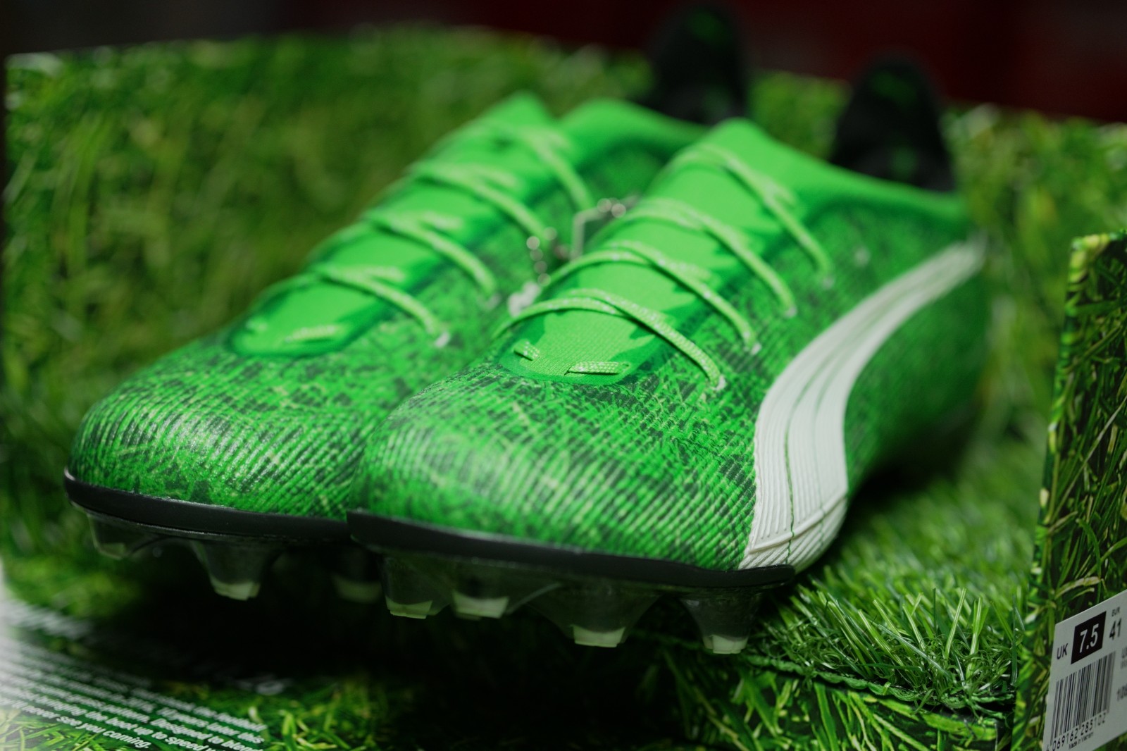 PUMA Ultra 6 Carbon v1.26足球鞋 - 足球鞋美图_实拍图片 - 足球鞋足球装备门户_ENJOYZ足球装备网